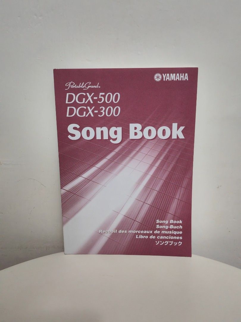 Yamaha song book (DGX-500/DGX-300), 興趣及遊戲, 音樂、樂器 & 配件, 樂器配件 - Carousell