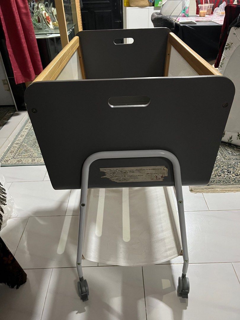 Yamatoya lili wagon baby crib, Babies & Kids, Baby Nursery & Kids ...