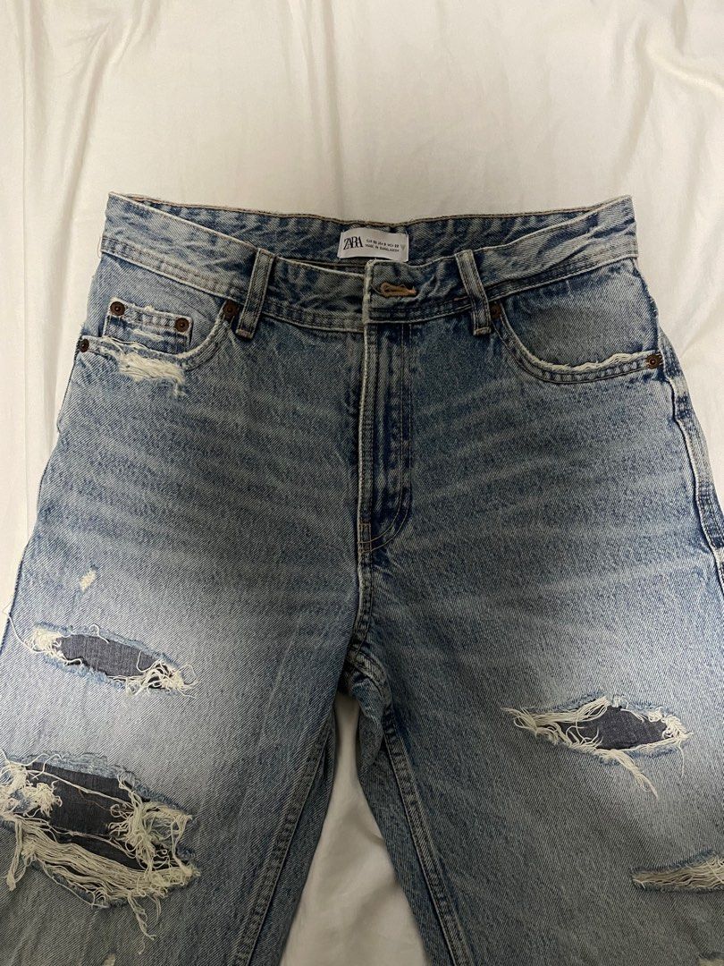 Zara denim baggy ripped jeans, Women's Fashion, Bottoms, Jeans ...