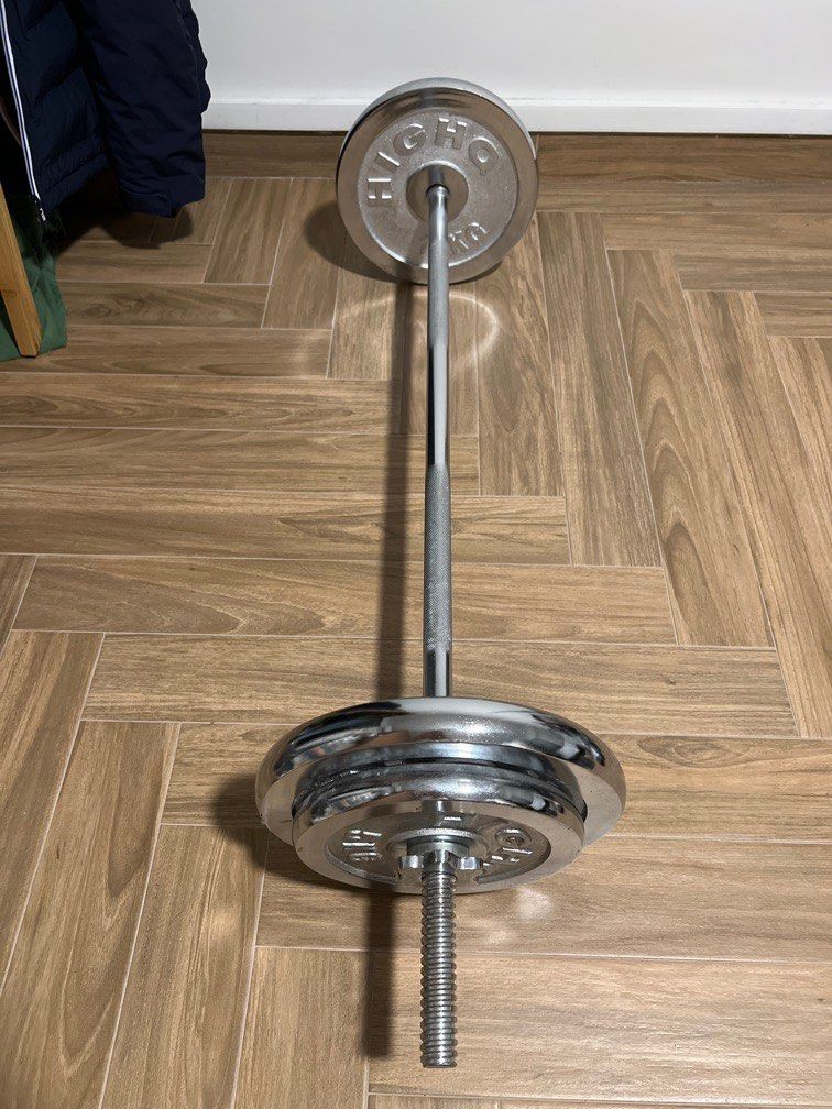 30kg weights + barbell (50inches long), Sports Equipment, Exercise ...