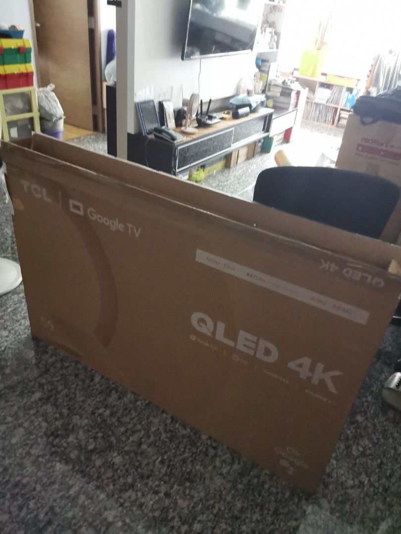 Free 55 inches TV Empty box, Furniture & Home Living, Home Improvement ...