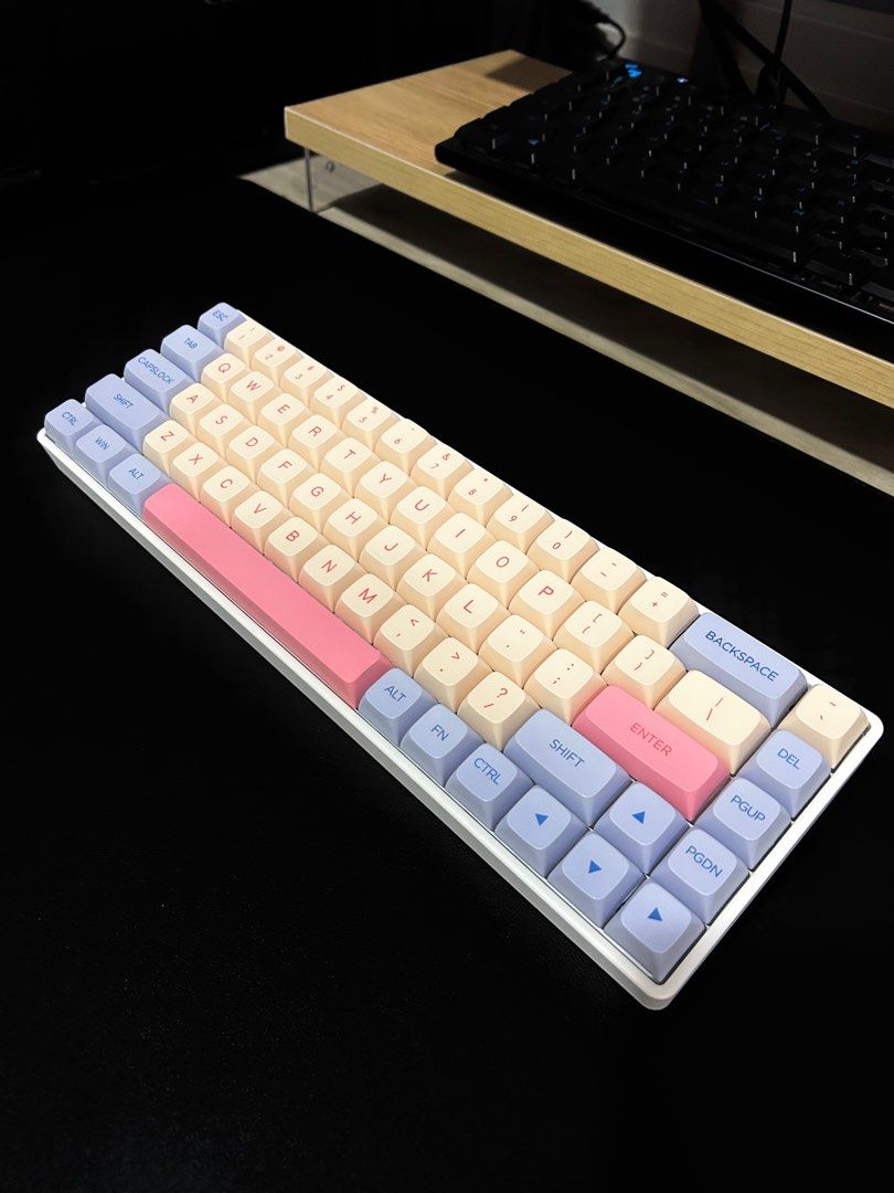 65% Custom Mechanical Keyboard (Marshmellow keycaps), Computers & Tech, Parts & Accessories ...