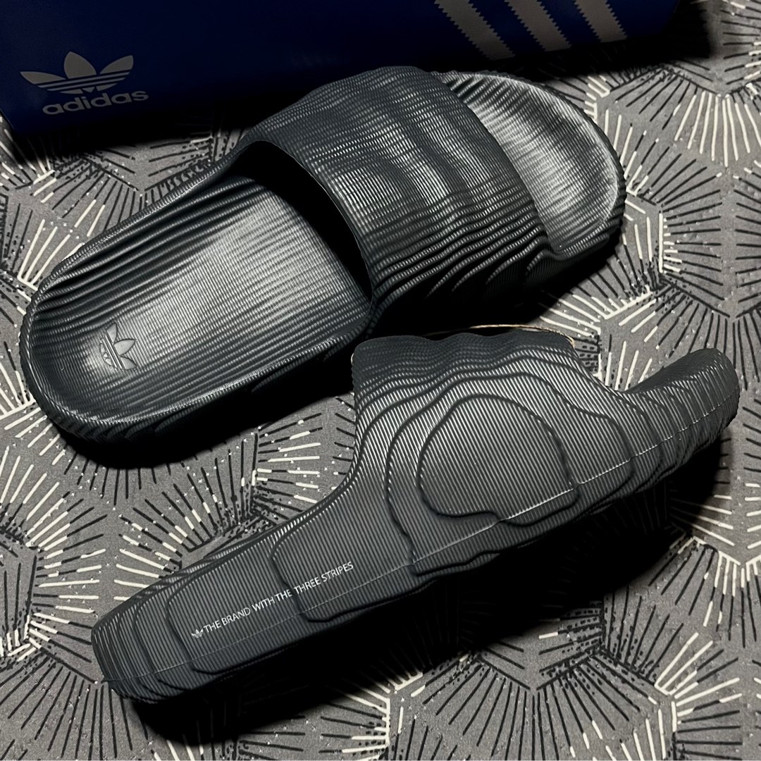 Adidas Adilette 22 Slide Carbon US 5, Women's Fashion, Footwear ...