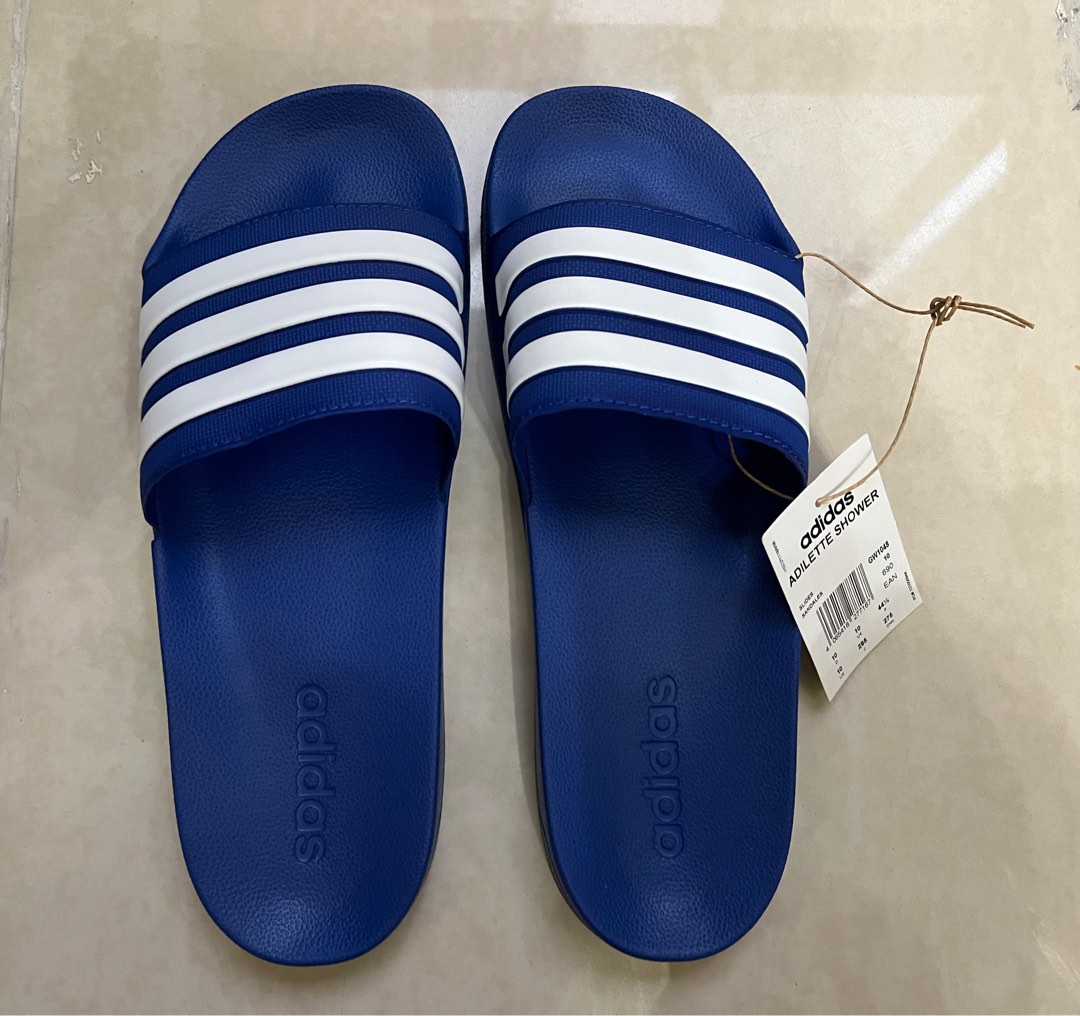 Adidas Slides / Slippers (UK 8), Men's Fashion, Footwear, Flipflops and ...