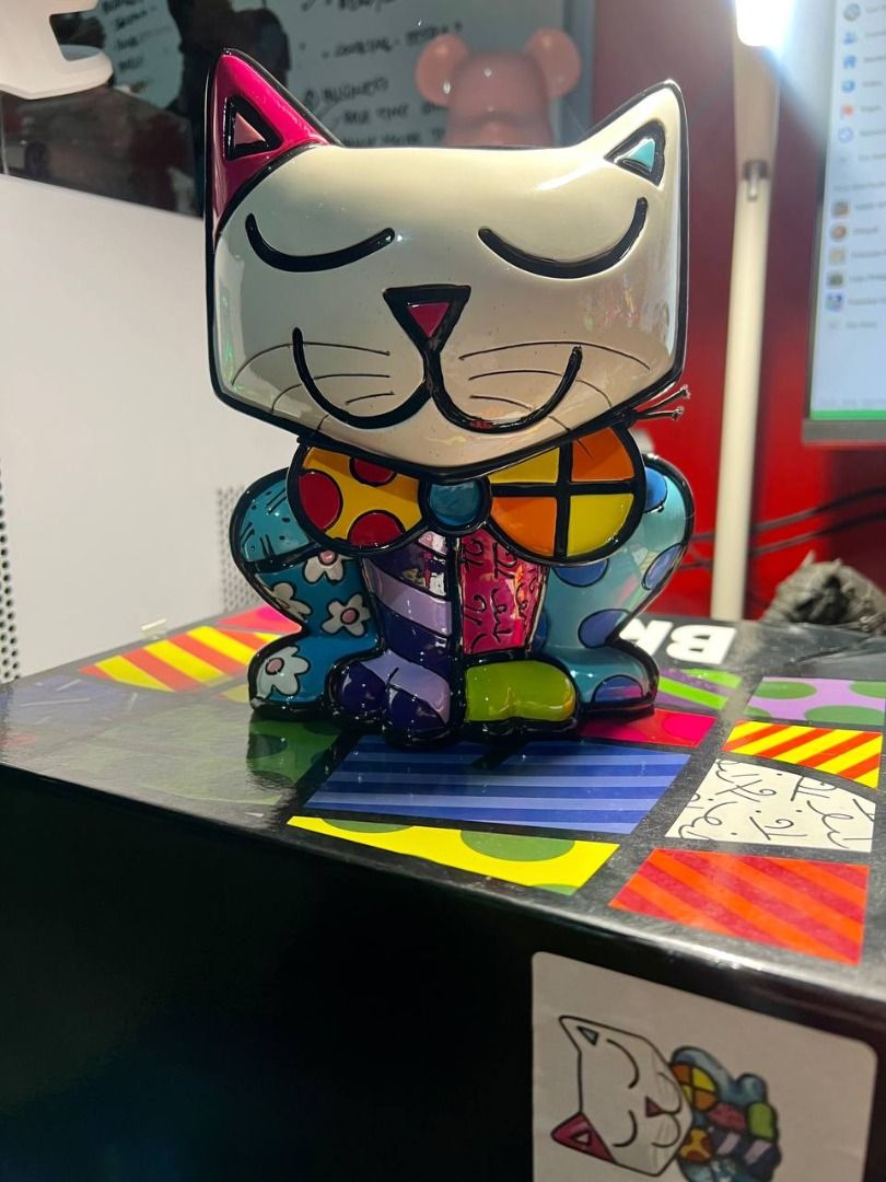 "Britto Cat" Art toy by Romeo britto, Hobbies & Toys, Toys & Games on ...