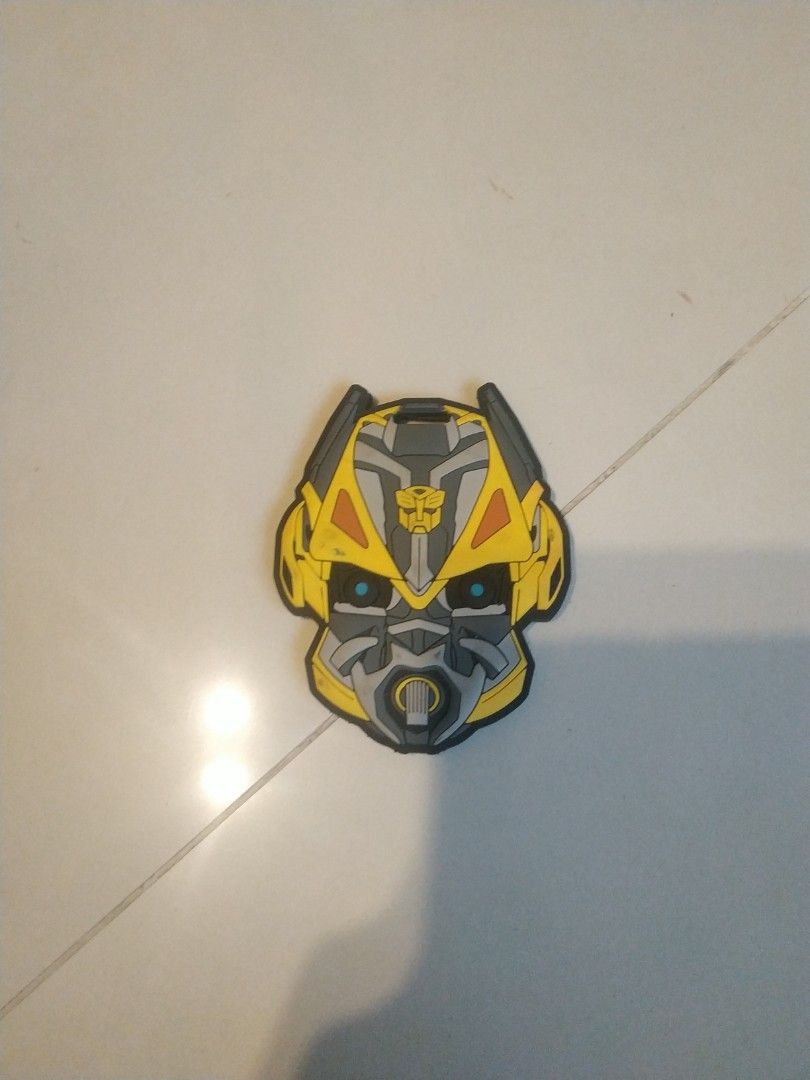 Universal Studio 's Transformer Bumblebee Luggage (Large)Name tag ...