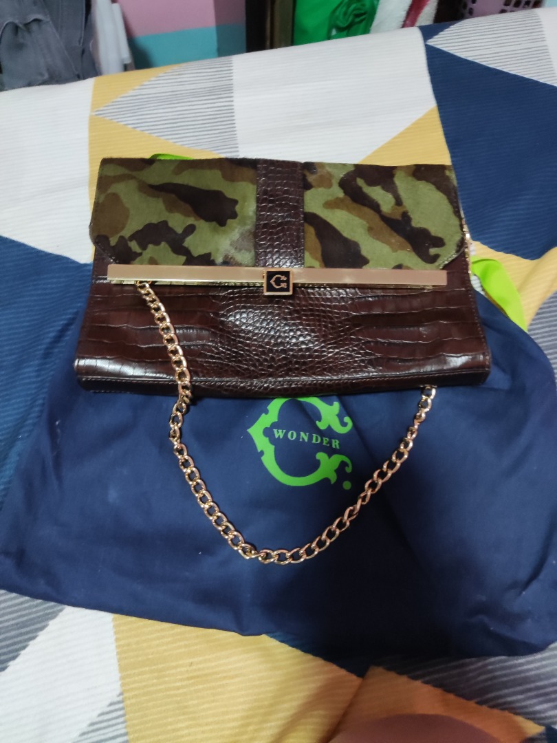C. Wonder clutch, Everything Else, Others on Carousell