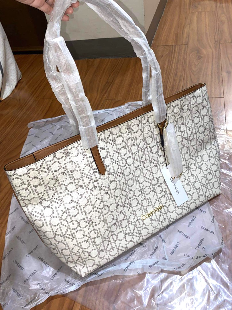 Calvin Klein Signature Vegan Leather Large Tote Bag, Women's Fashion ...