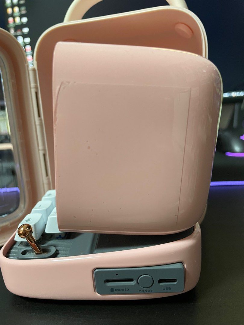 Divoom Ditoo Pixel in Pink Bluetooth Speaker, Audio, Soundbars ...