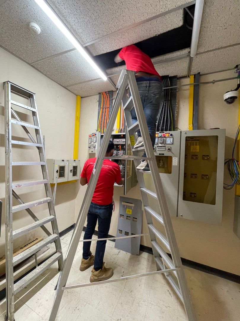 Electrician / Electricial services / Electricial works / Electrical Re ...