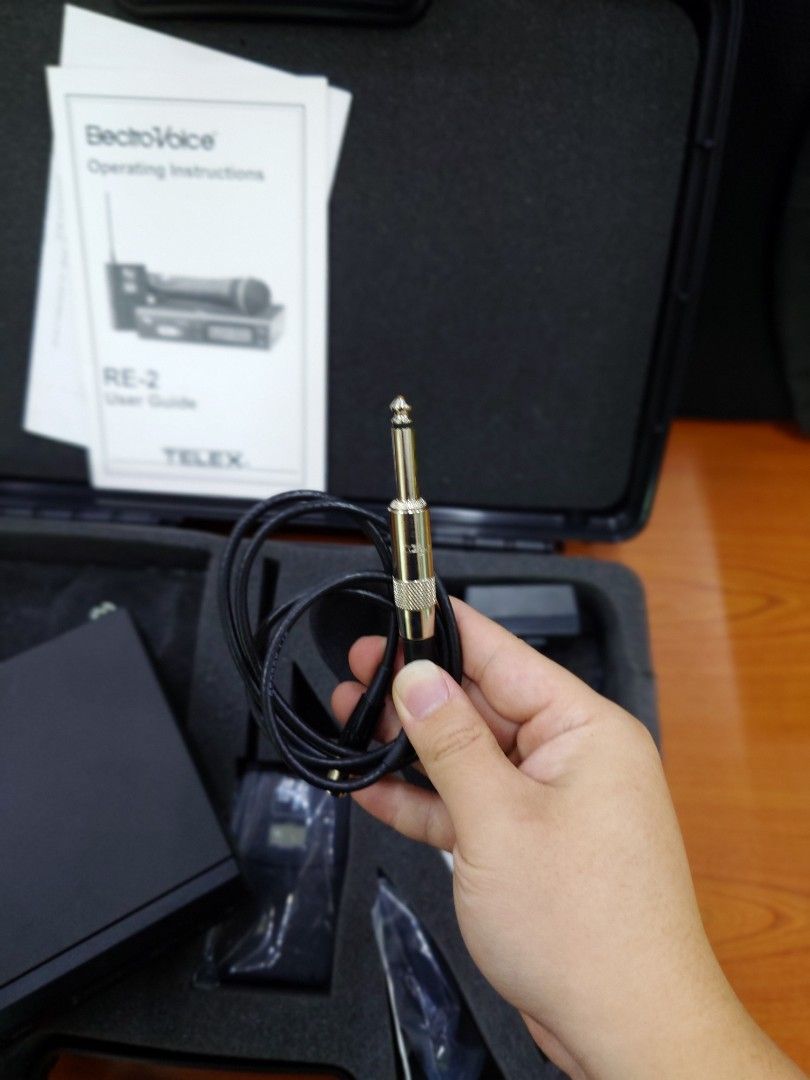 Electro Voice RE-2 G Wireless Portable Instrument System, Audio, Other ...