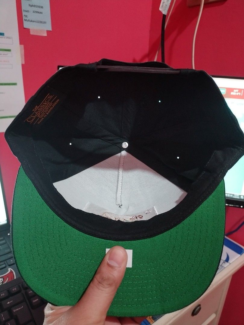 Forgotten Realms snapback, Men's Fashion, Watches & Accessories, Caps ...