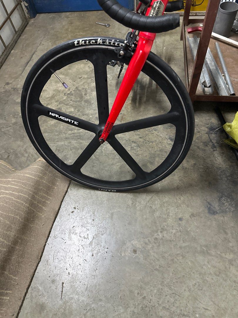 Front five spokes wheel, Sports Equipment, Bicycles & Parts, Parts ...