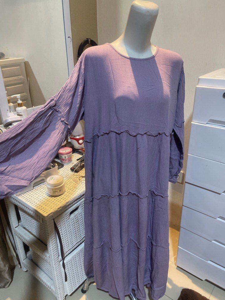 gaun hijab purple, Fesyen Wanita, Pakaian Wanita, Gaun & Rok di Carousell