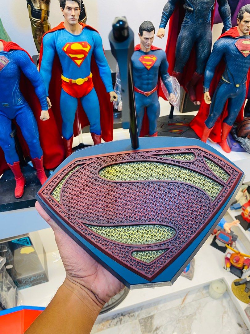 Hot toys SUPERMAN Base, Hobbies & Toys, Toys & Games on Carousell