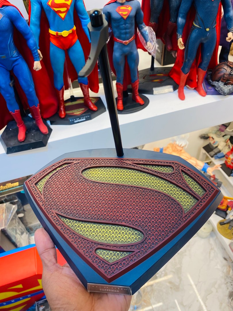 Hot toys SUPERMAN Base, Hobbies & Toys, Toys & Games on Carousell