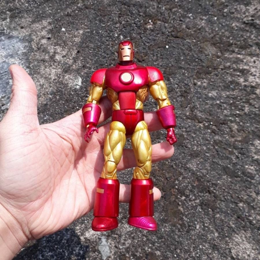IRONMAN ACTION FIGURE CLASSIC MARVEL LEGENDS, Toys & Collectibles ...