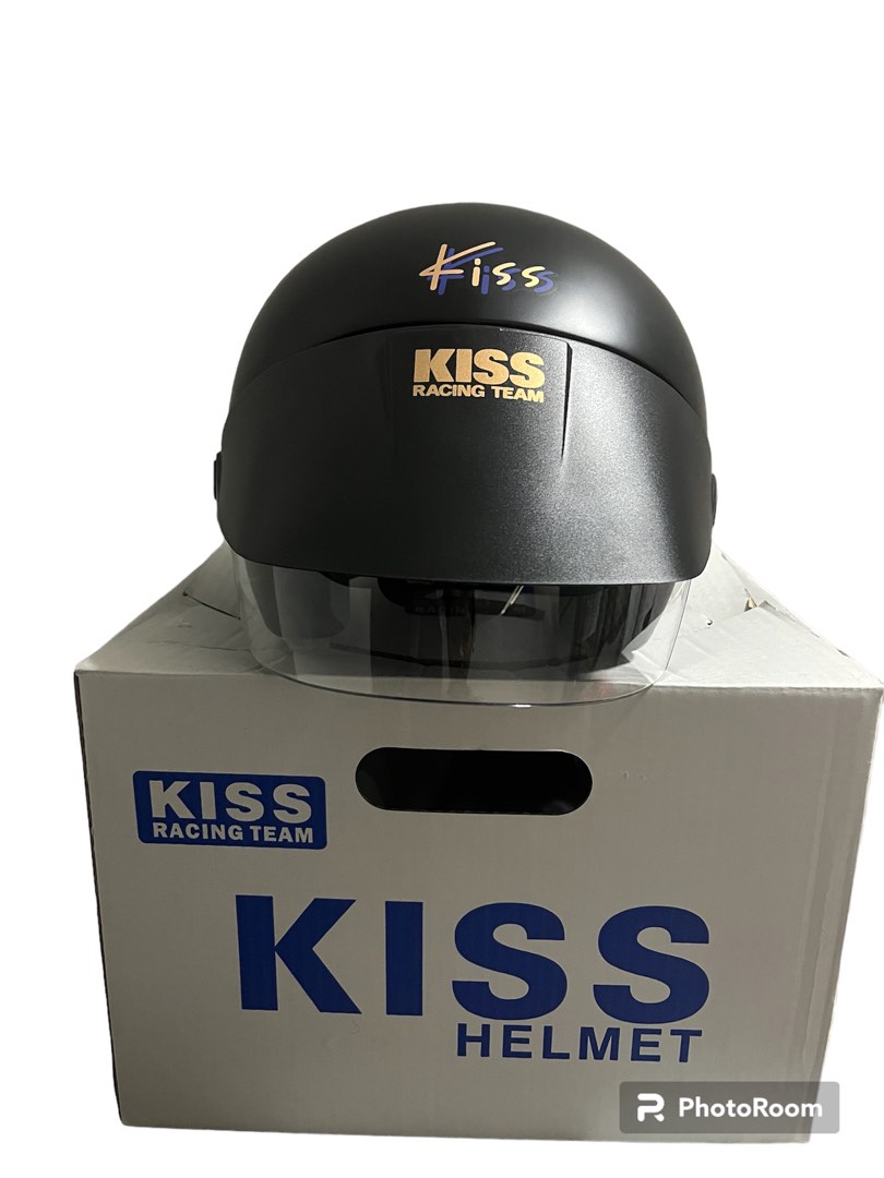 Kiss Helmet, Motorcycles, Motorcycle Accessories on Carousell