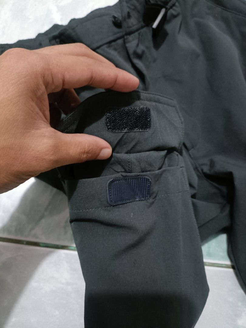 Lativ by Uniqlo Utility Cargo Pants (Gray), Men's Fashion, Bottoms, Trousers on Carousell