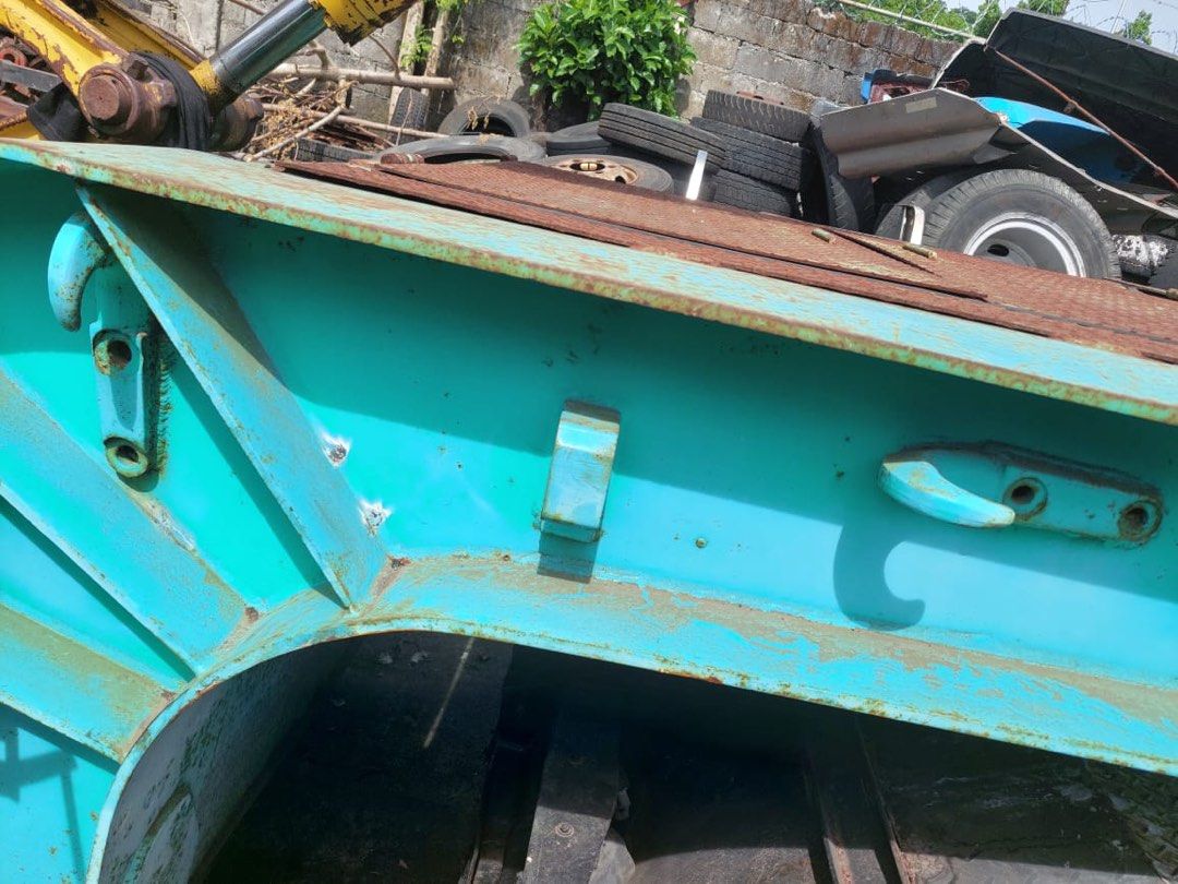 Low bad trailer with pc200-8n1 original japan, Special Vehicles, Heavy ...