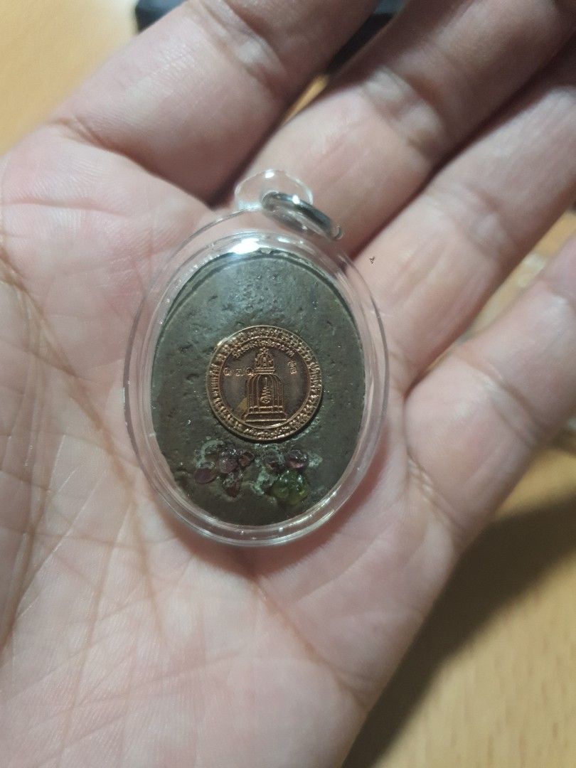 Lp Kuay & Somdej Toh Locket 2563 Wat Rakang, Hobbies & Toys ...