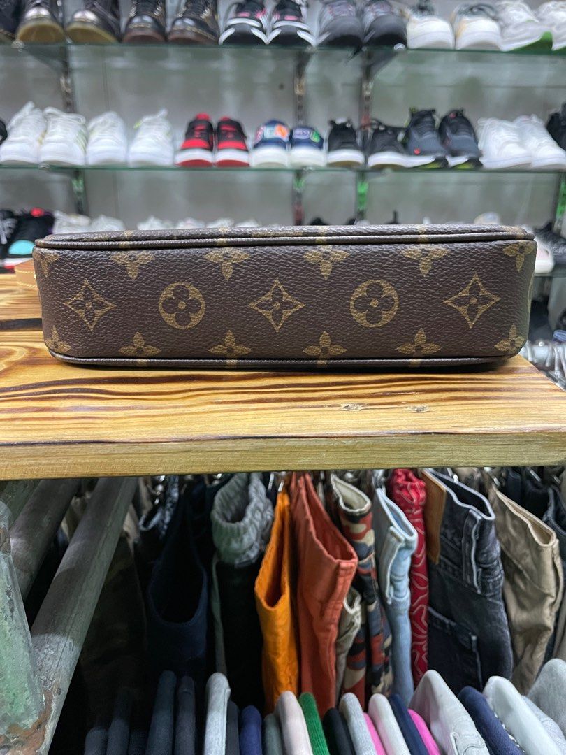 LV IVY WALLET ON CHAIN, Luxury, Bags & Wallets on Carousell