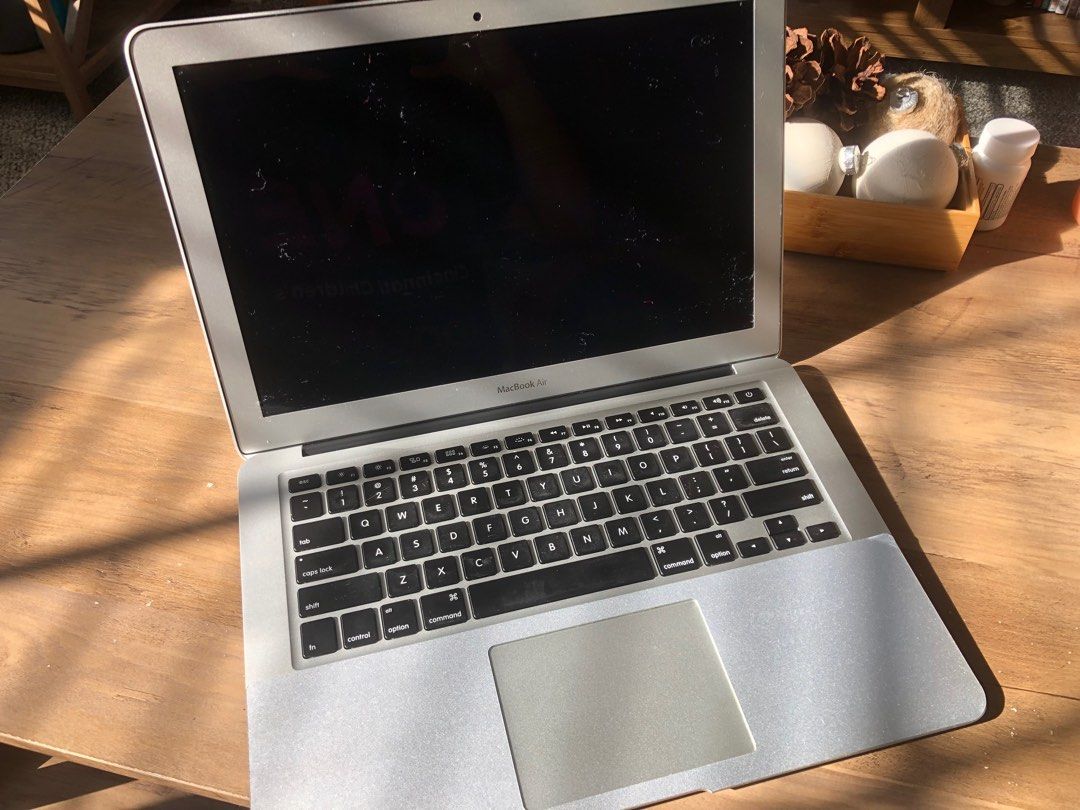 Macbook Air (2027) 13 inch i7 256GB, Computers & Tech, Laptops ...