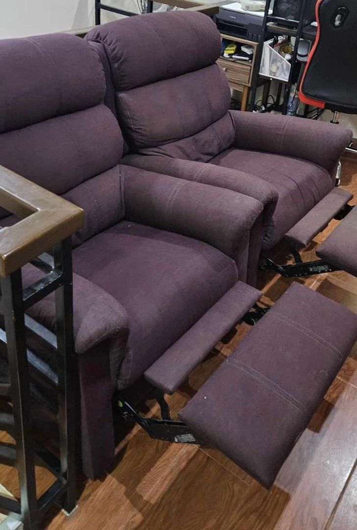 Mandaue Foam Recliner Chair, Furniture & Home Living, Furniture, Sofas ...