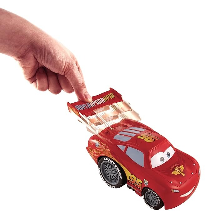 MATTEL Ripstick Lightning McQueen Disney Pixar Cars, Hobbies & Toys ...