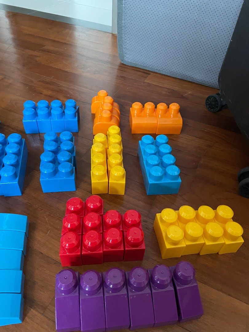Mega Blocks 80 pcs, Hobbies & Toys, Toys & Games on Carousell