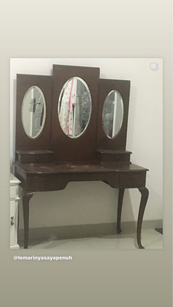 meja rias jati kuno, Perabotan Rumah di Carousell