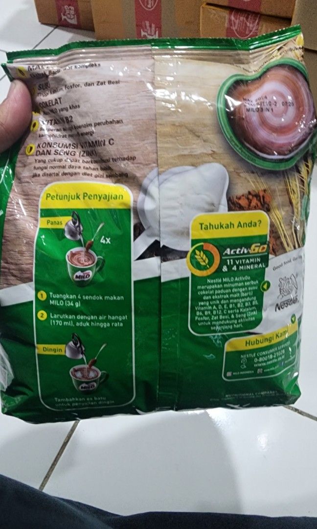 Milo 3 in 1 790 gram, Makanan & Minuman, Makanan Instan di Carousell