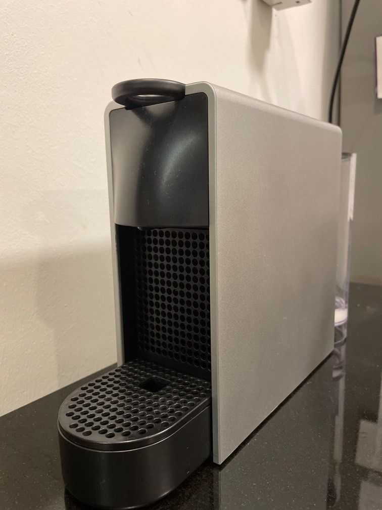 Nepresso essenza mini, TV & Home Appliances, Kitchen Appliances, Coffee ...