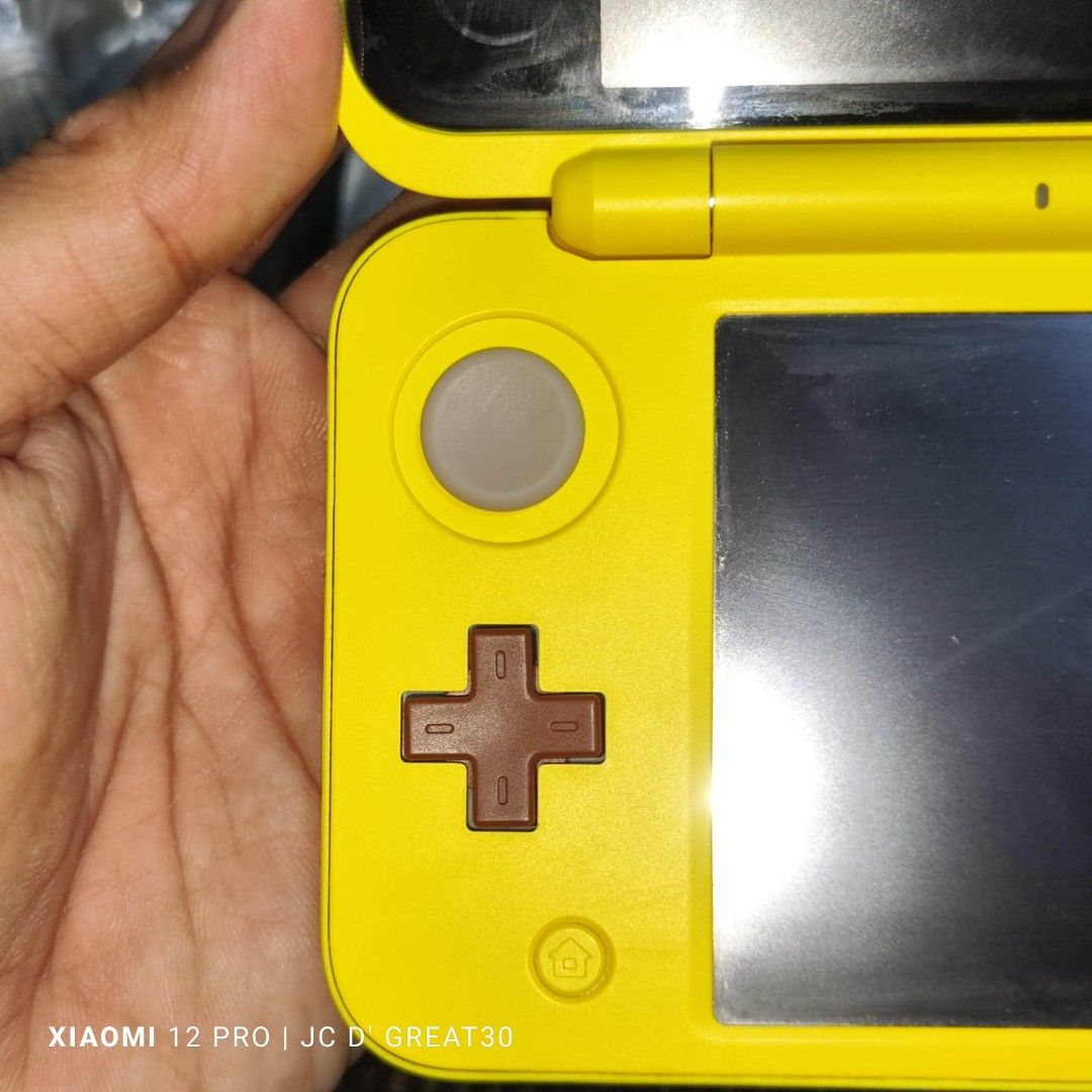 New 2DS Xl Pikachu edition Complete, Video Gaming, Video Game Consoles ...