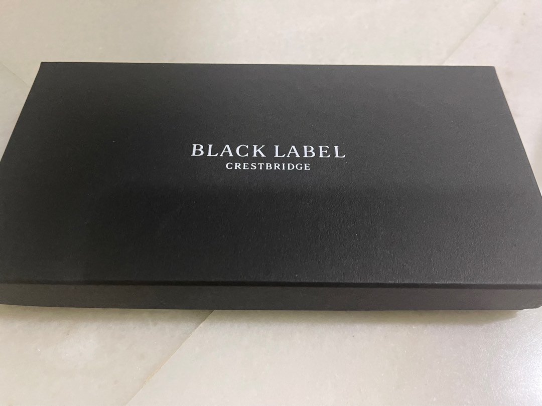 (NEW) Black Label Crestbridge Long Wallet (Navy Blue) - Only available ...