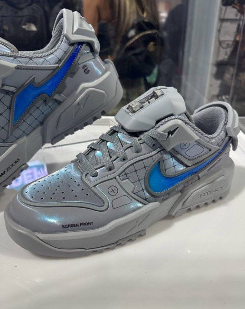 Nike RTFKT Dunks Low (Genesis edition), Men's Fashion, Footwear ...