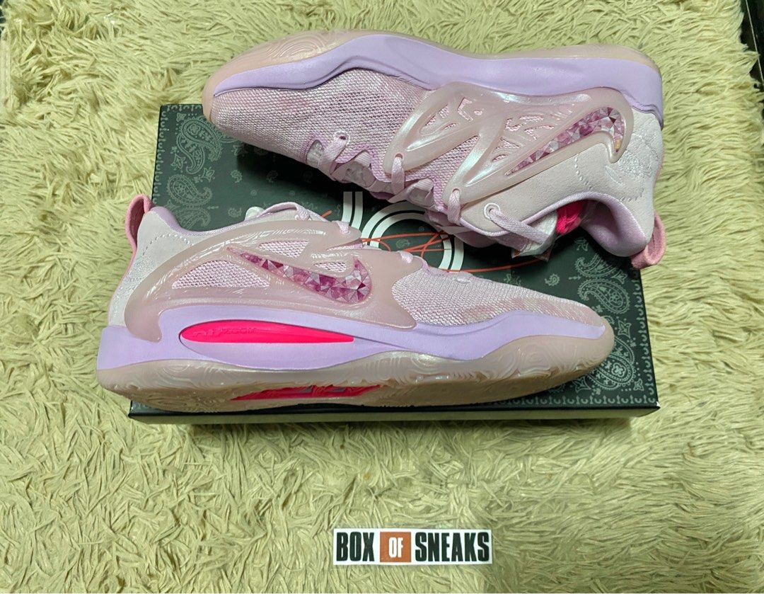 Nike KD15 "Aunt Pearl", Men's Fashion, Footwear, Sneakers on Carousell