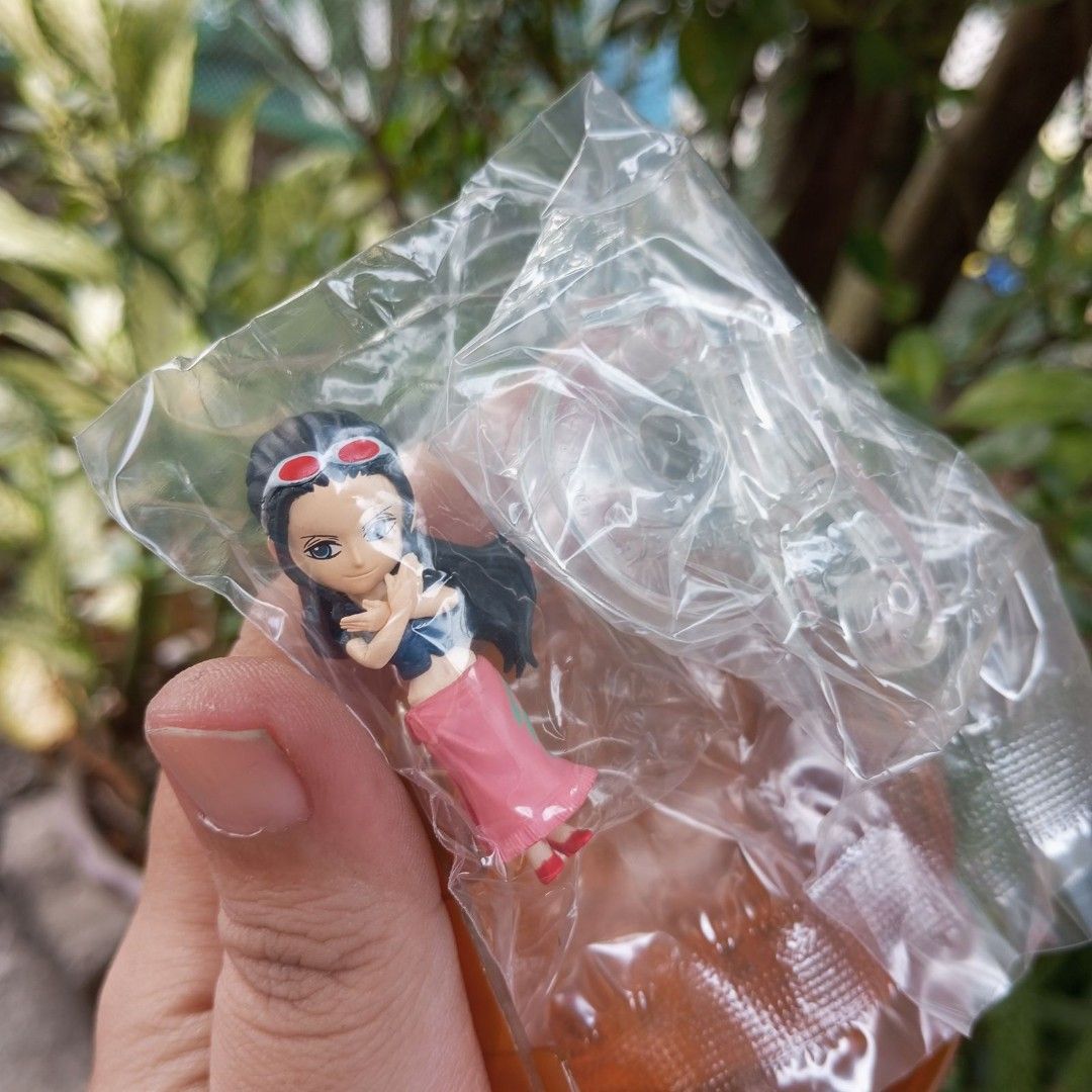 ONEPIECE Nico Robin Mini Figure Toy, Hobbies & Toys, Toys & Games on ...