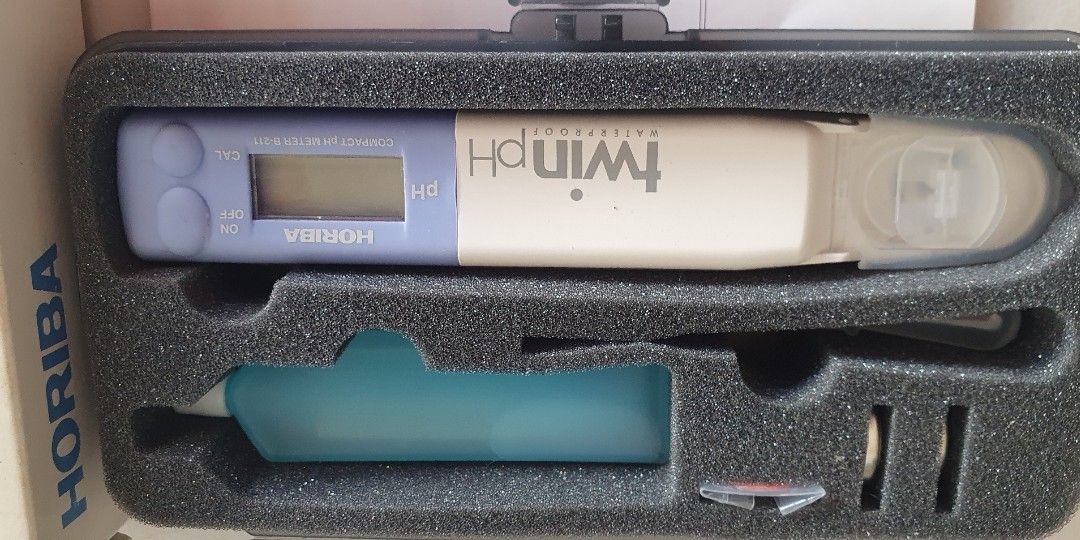 Original Horiba B-211 Compact pH Meter Waterproof Instrument Complete ...