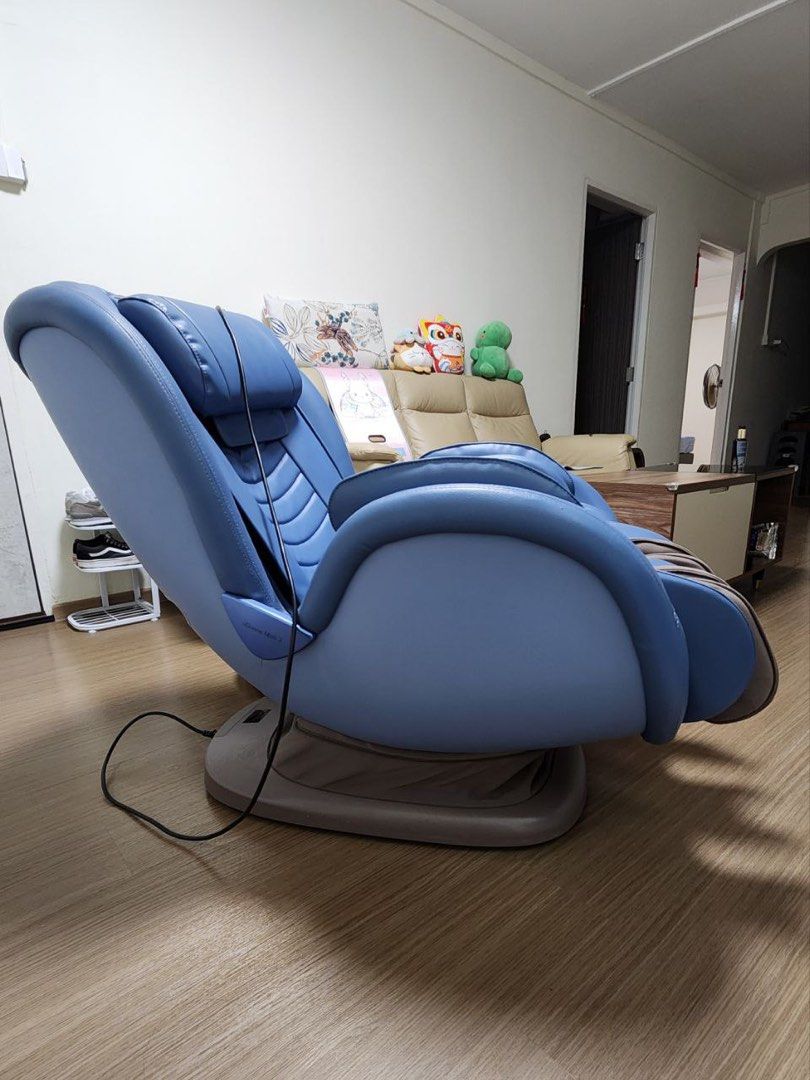 Osim Massage Chair - uDivine Mini 2, Health & Nutrition, Massage ...