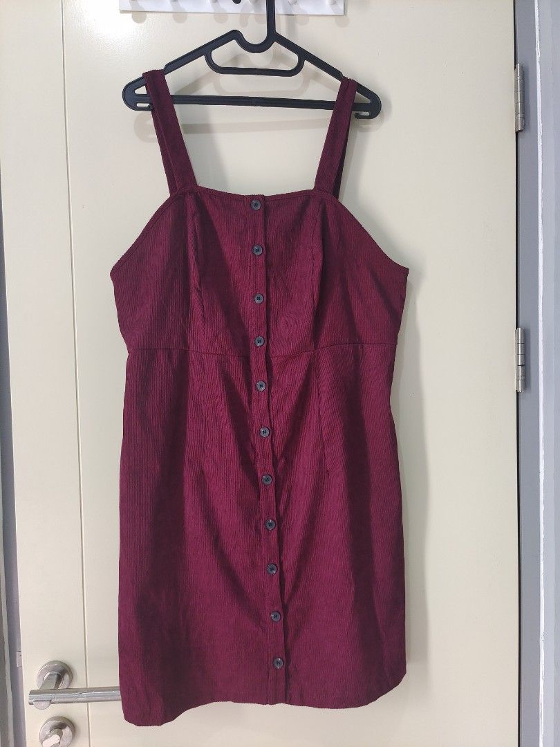 Overall OL Shein LIKE NEW, Fesyen Wanita, Pakaian Wanita, Baju Luaran di Carousell