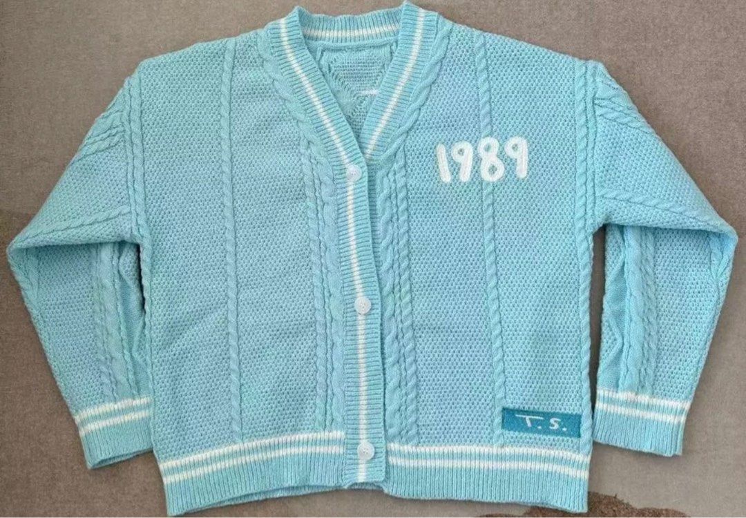 (PO) 1989 Cardigan Taylor Swift, Fan-made, Hobbies & Toys, Memorabilia ...