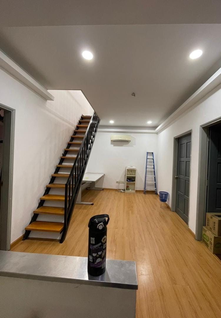 PREMIUM LOFT AREA OFFICE EXTRA SPACE EXTENSION, Furniture & Home Living ...