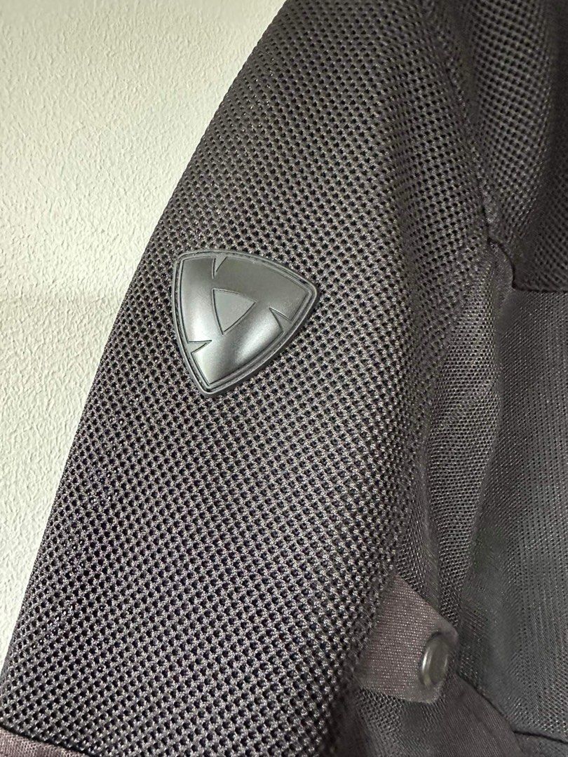 Revit Vigor Riding Jacket, Motorbikes, Motorbike Parts & Accessories ...