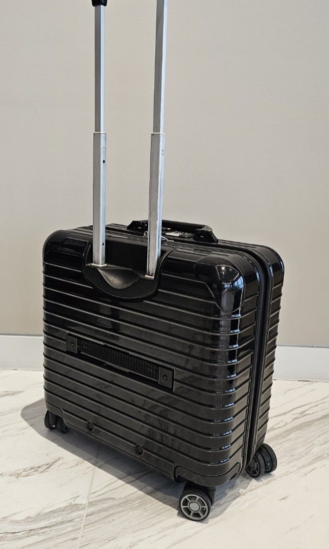 RIMOWA Salsa Deluxe Hybrid Multiwheel Business Case - Black - like NEW!, Hobbies & Toys, Travel ...