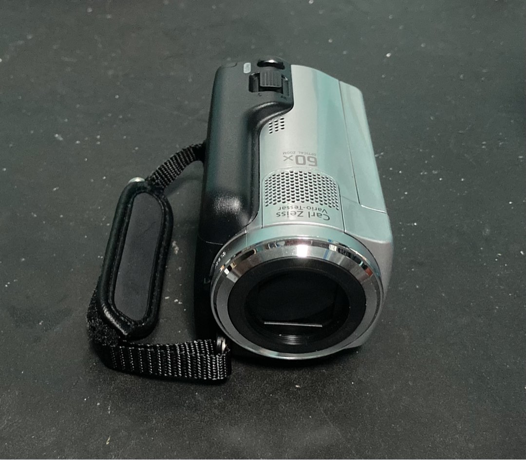 Sony handycam, Photography, Cameras on Carousell