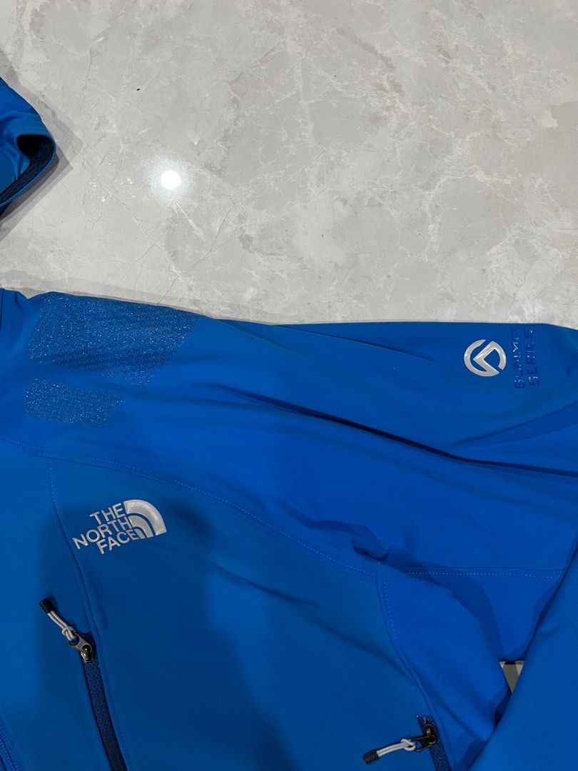 TNF summit series, Men's Fashion, Coats, Jackets and Outerwear on Carousell