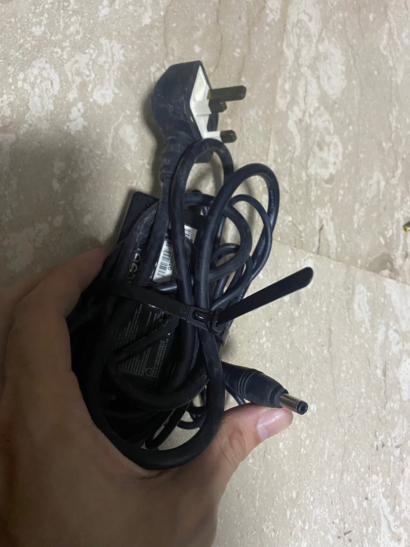 Toshiba computer power brick, Computers & Tech, Parts & Accessories ...