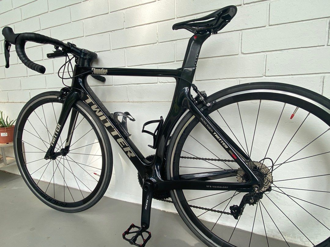 Twitter Thunder Carbon Roadbike, Sports Equipment, Bicycles & Parts ...