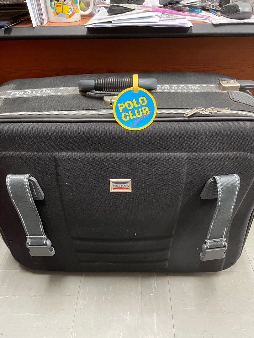 Used expandable luggage bag ard 74cm x 64cm x 30cm, Hobbies & Toys, Travel, Luggage on Carousell